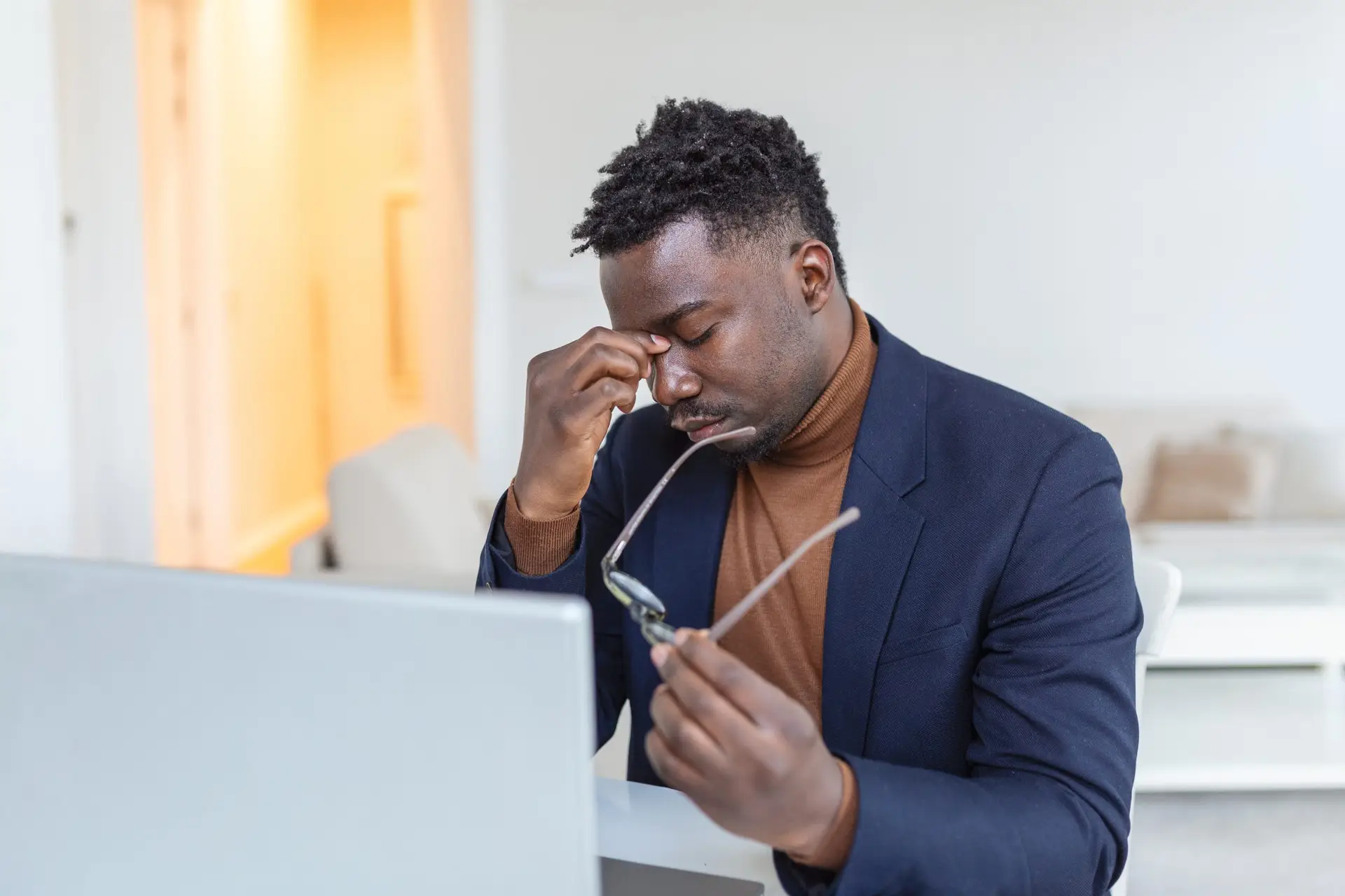 How to Relieve Eye Strain Headaches